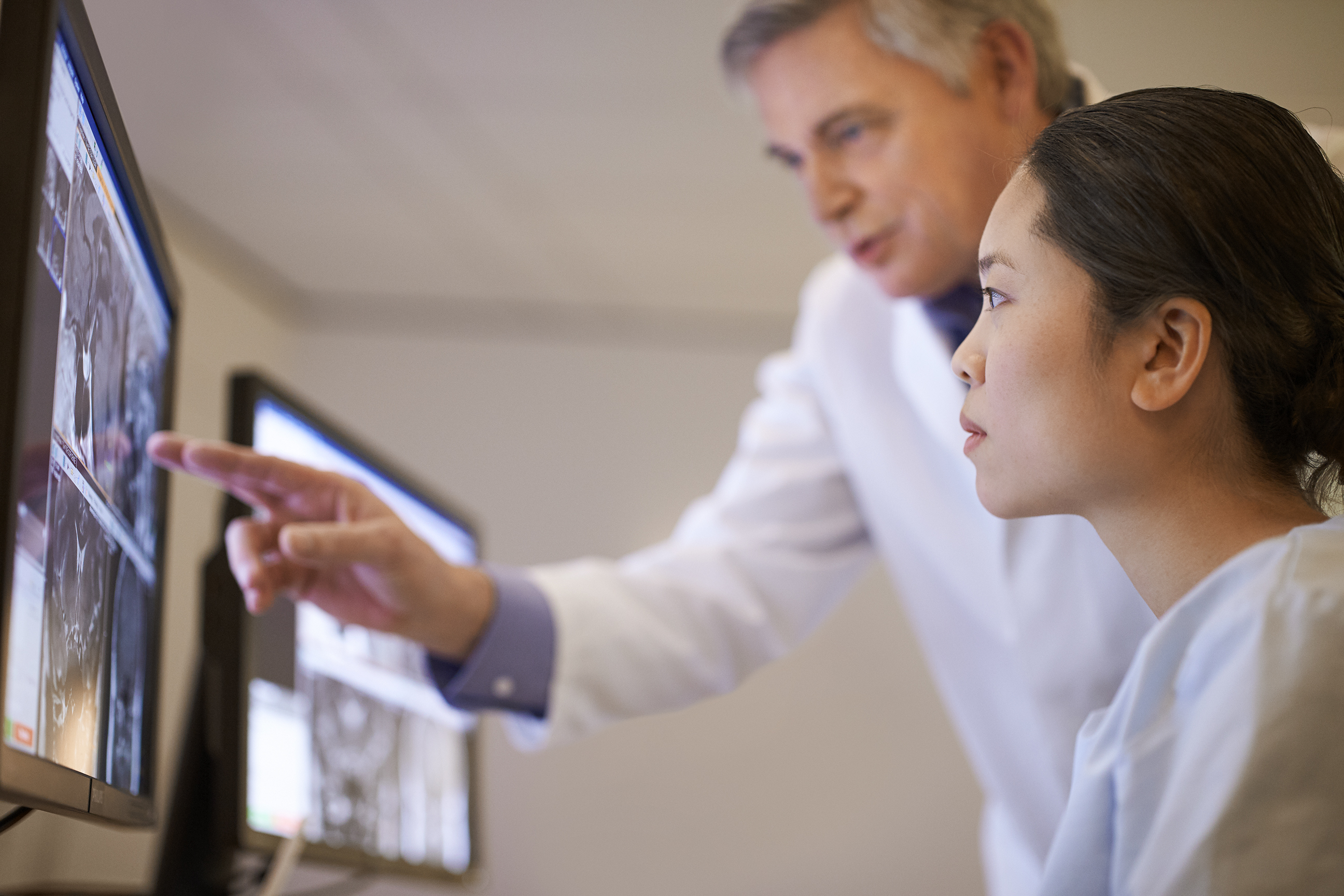 Philips launches IntelliSpace AI Workflow Suite - News | Philips