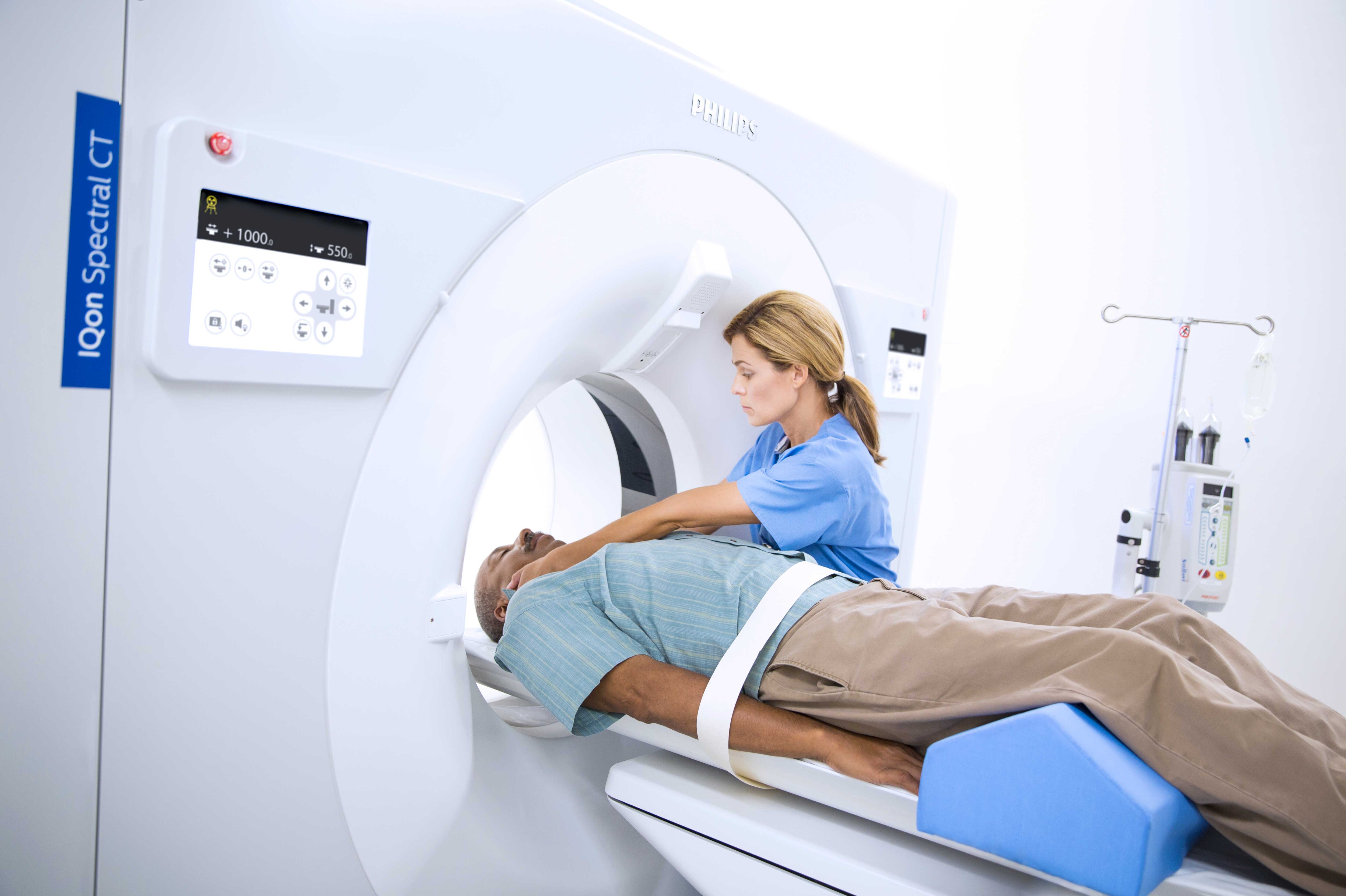 Philips launches world’s first detector-based spectral CT scanner in ...